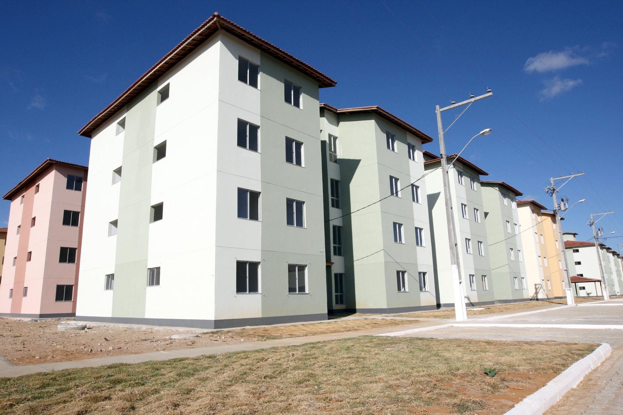 Brazil to include rooftop solar in low-income housing program “Minha ...