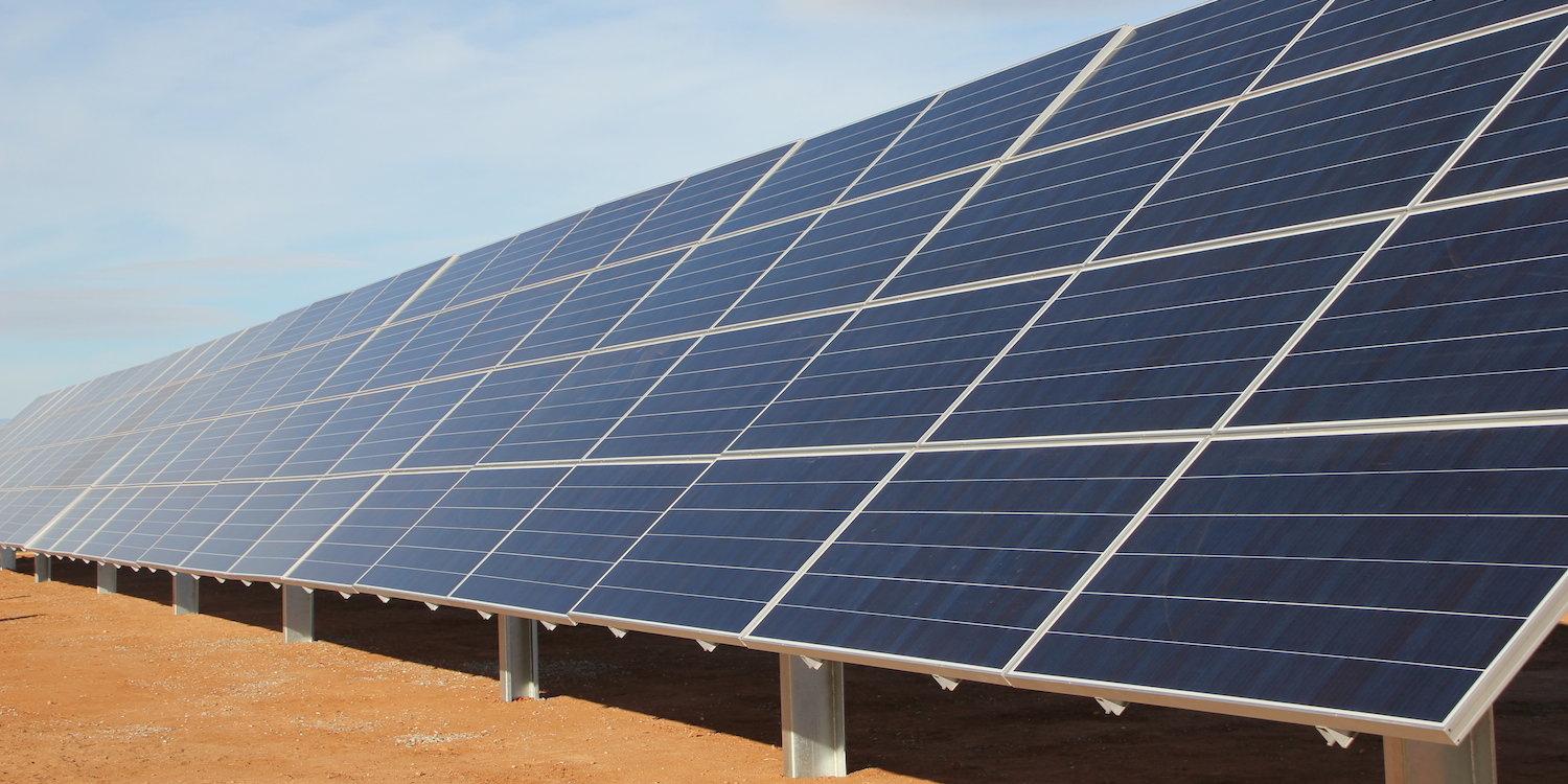 Sunpower secures a $300 million bridge to pay off loan certificates ...