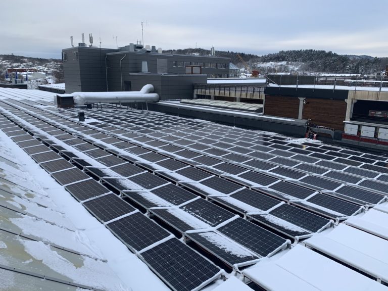 Heating solar panels to clear snow – pv magazine International