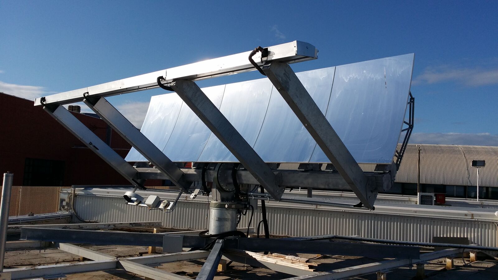 Concentrating photovoltaic-thermal system with 91% efficiency – pv magazine International