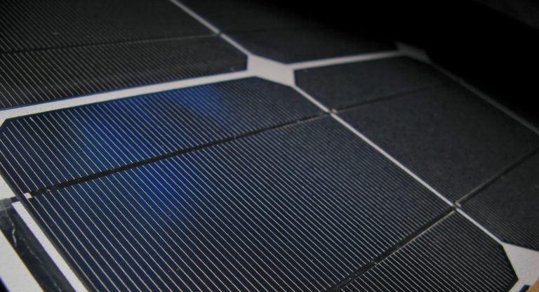 Water harvesting tech for PV panel cleaning and cooling – pv magazine ...