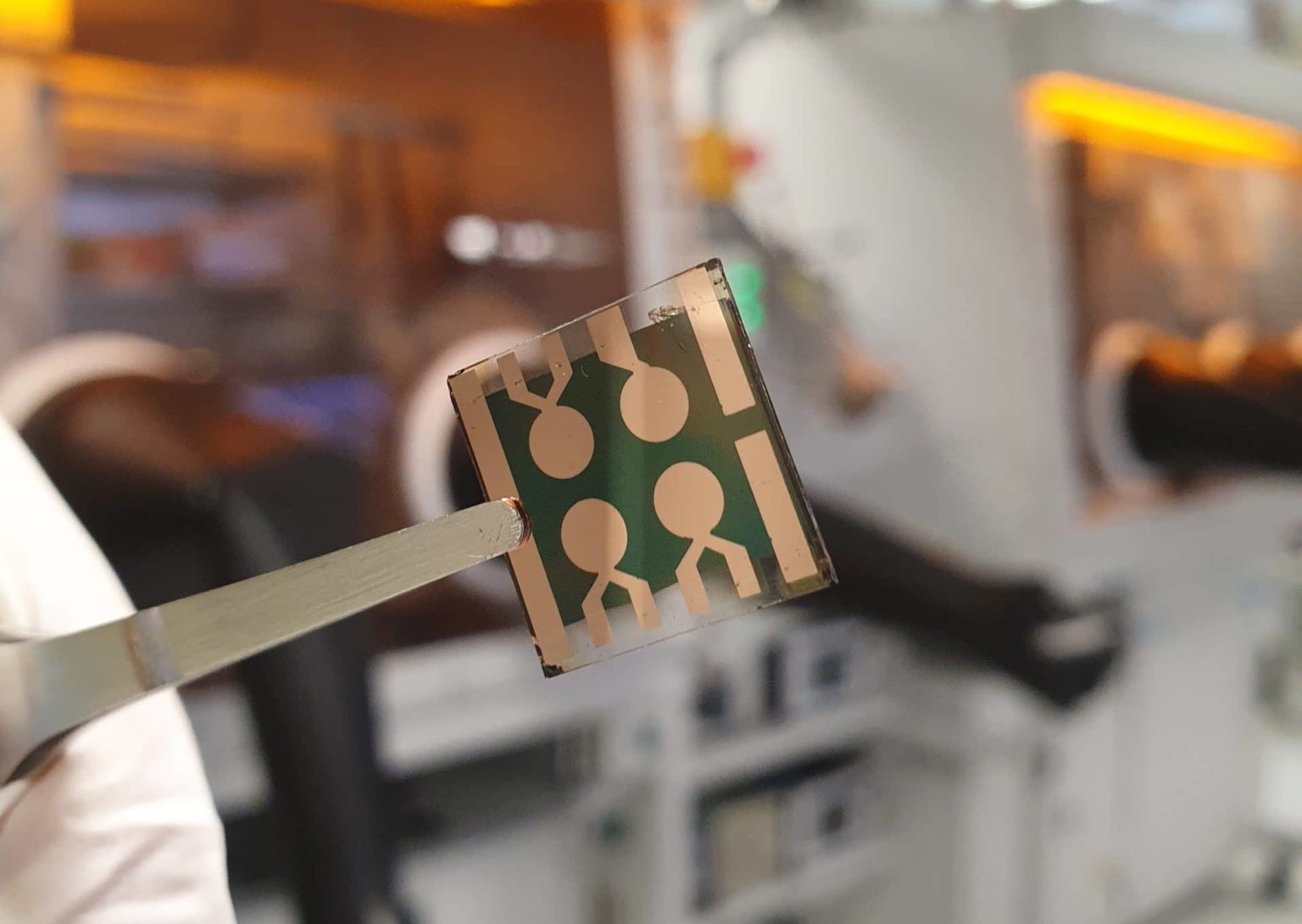 Inverted perovskite solar cell with 21.1% efficiency and high moisture ...