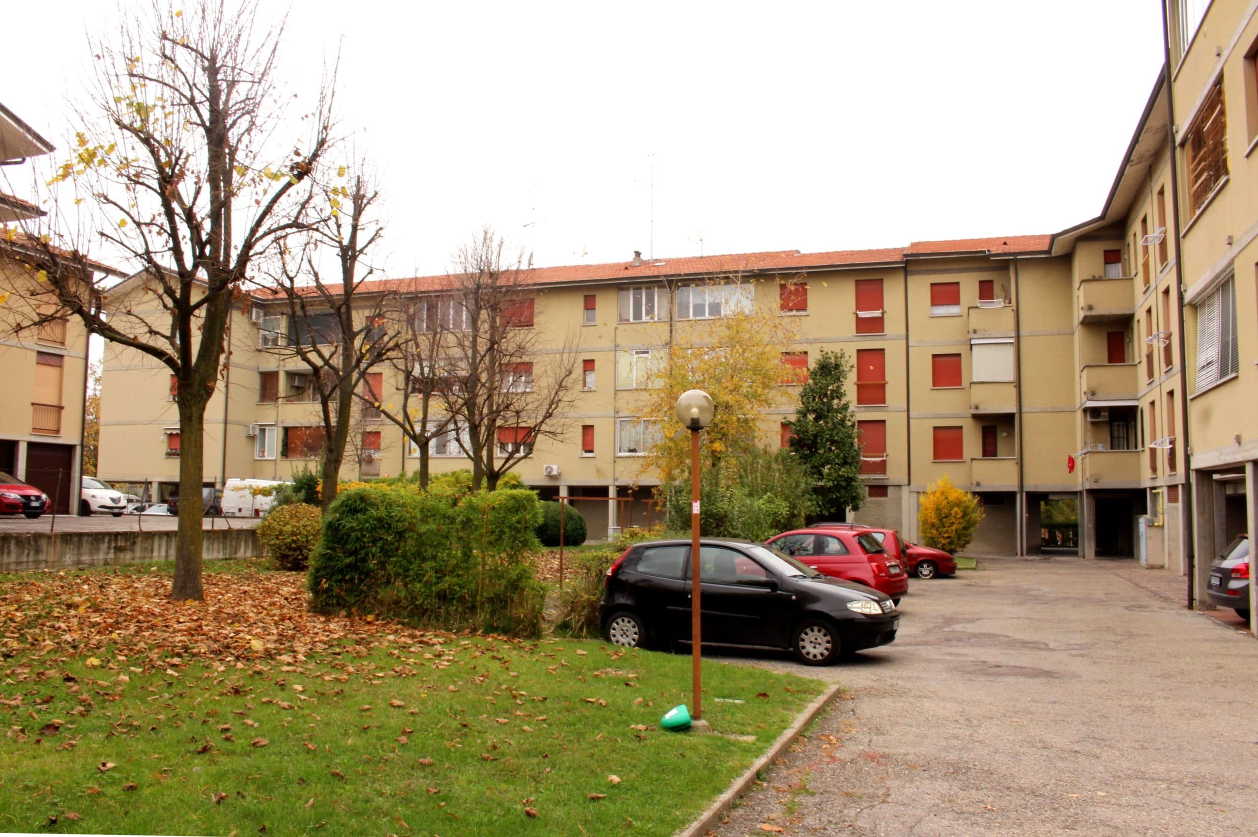 Italy launches first solar energy community in social housing project ...