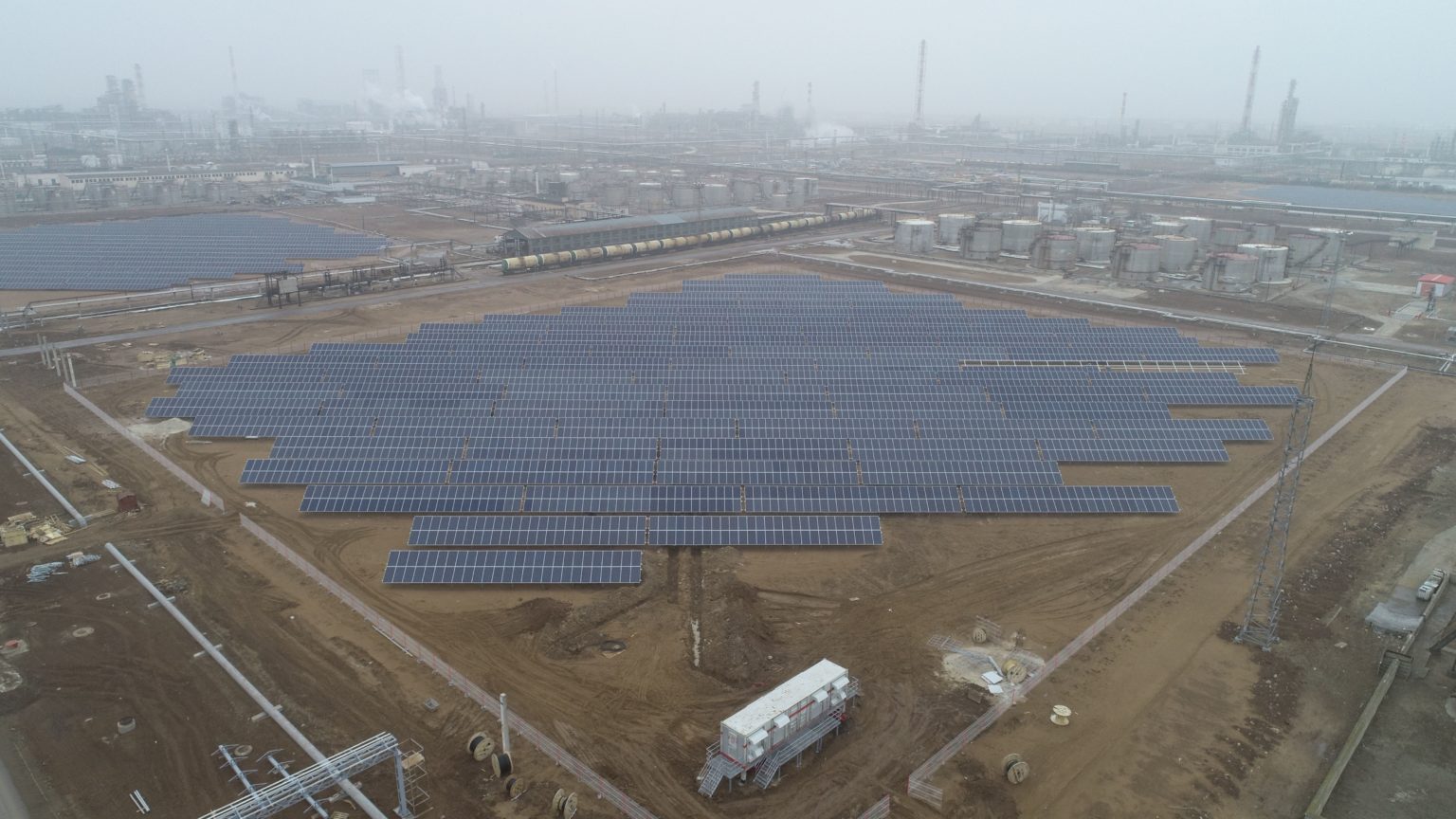 Russian oil giant Lukoil commissions 20 MW solar park – pv magazine ...