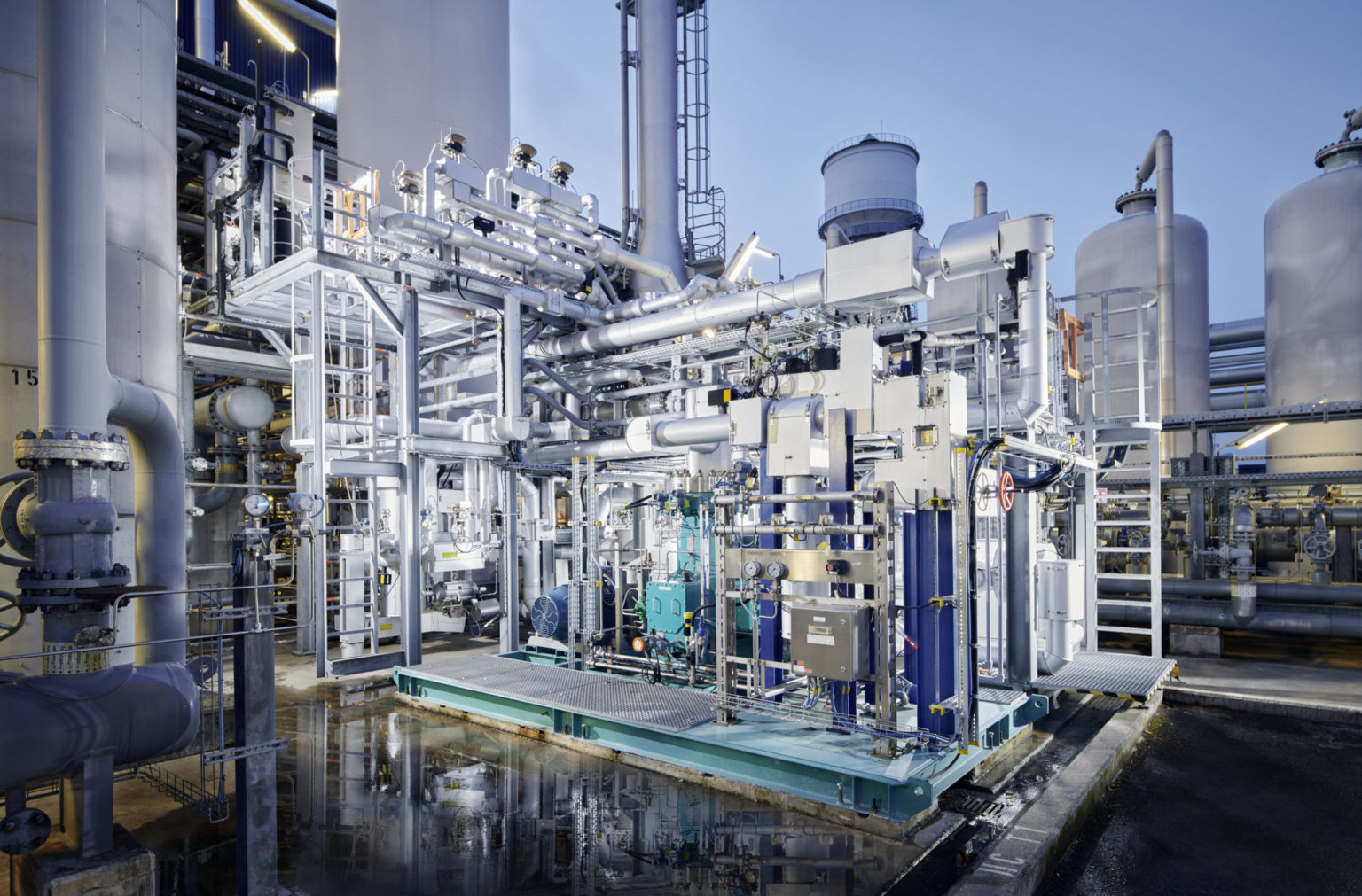The Hydrogen Stream: World’s first full-scale pilot plant for ...