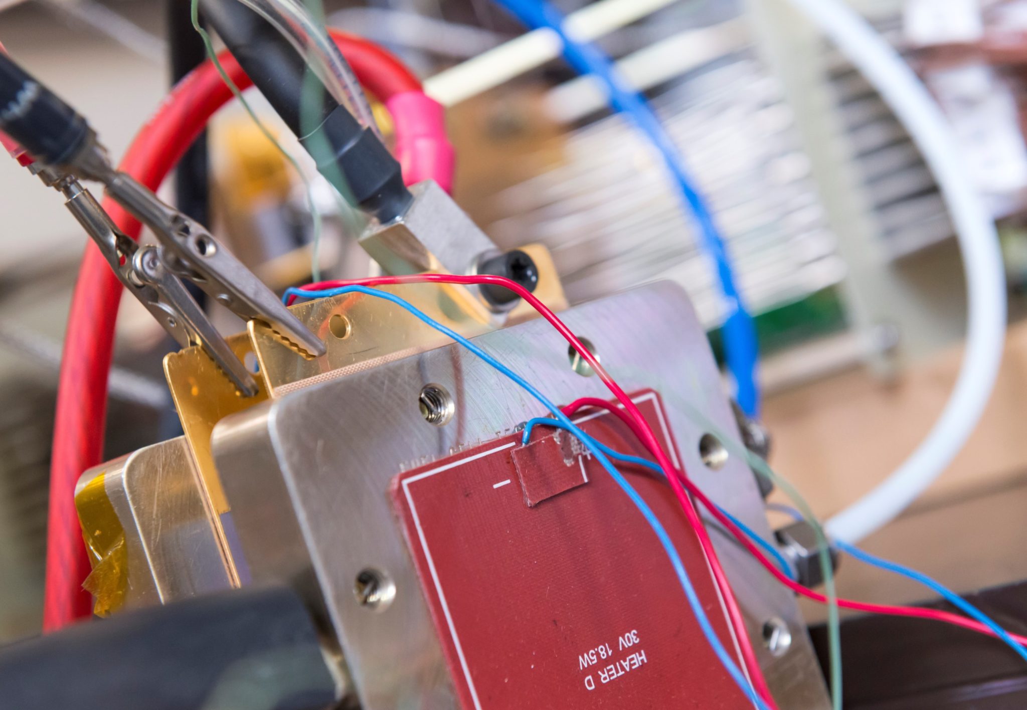 The Hydrogen Stream: Fuel cell that uses iron instead of expensive ...