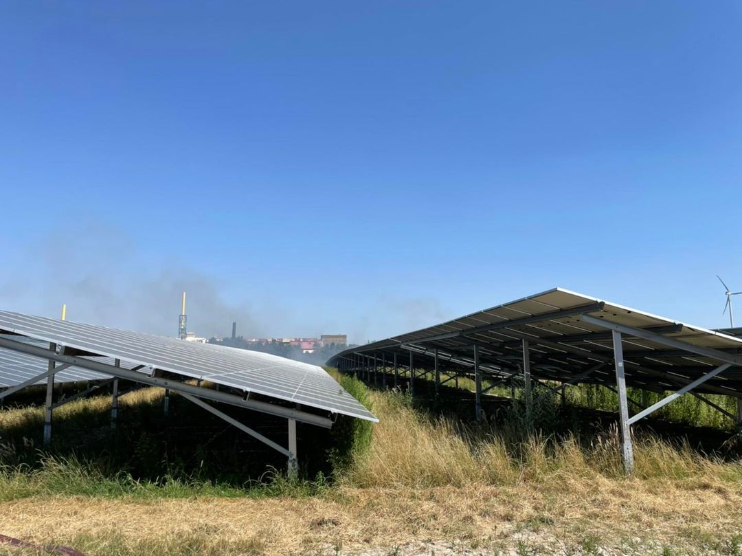 Heat wave sparks fire at solar park in the Netherlands – pv magazine ...