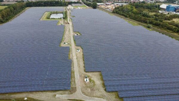 Shell to purchase 100 MW UK portfolio from Anesco – pv magazine ...