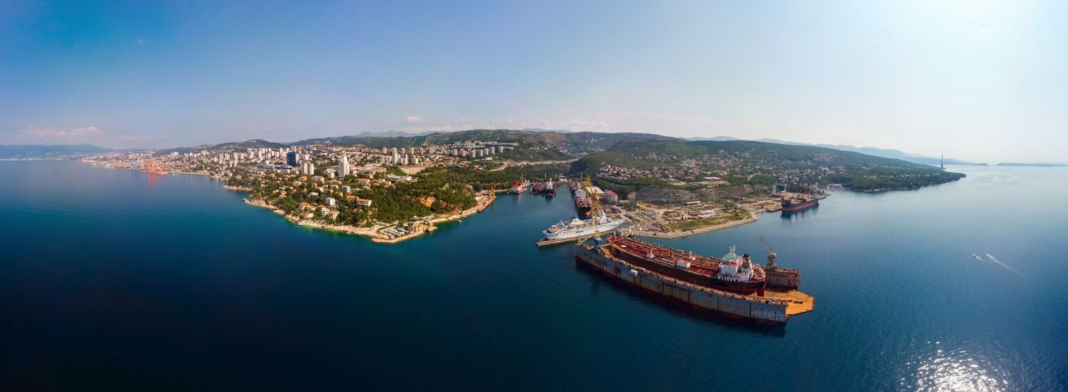 Seawater heat pump pilot project in Croatian shipyard – pv magazine ...