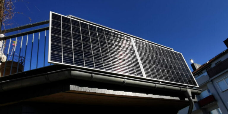 Green Akku introduces balcony solar modules with storage – pv magazine ...