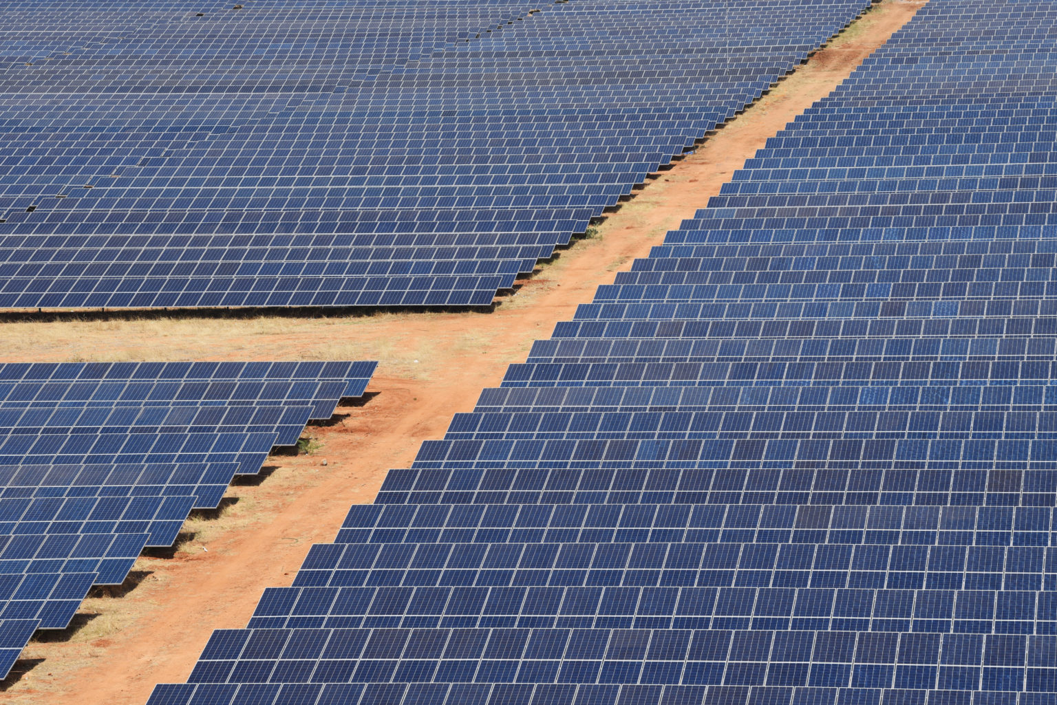 Avaada Energy wins 560 MW solar project with $0.035/kWh bid in India ...