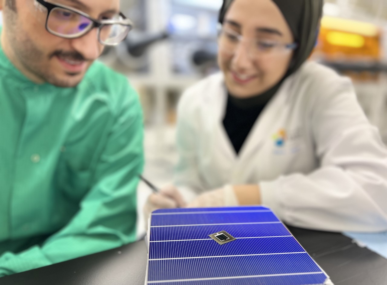 KAUST claims 33.2% efficiency for perovskite/silicon tandem solar cell ...