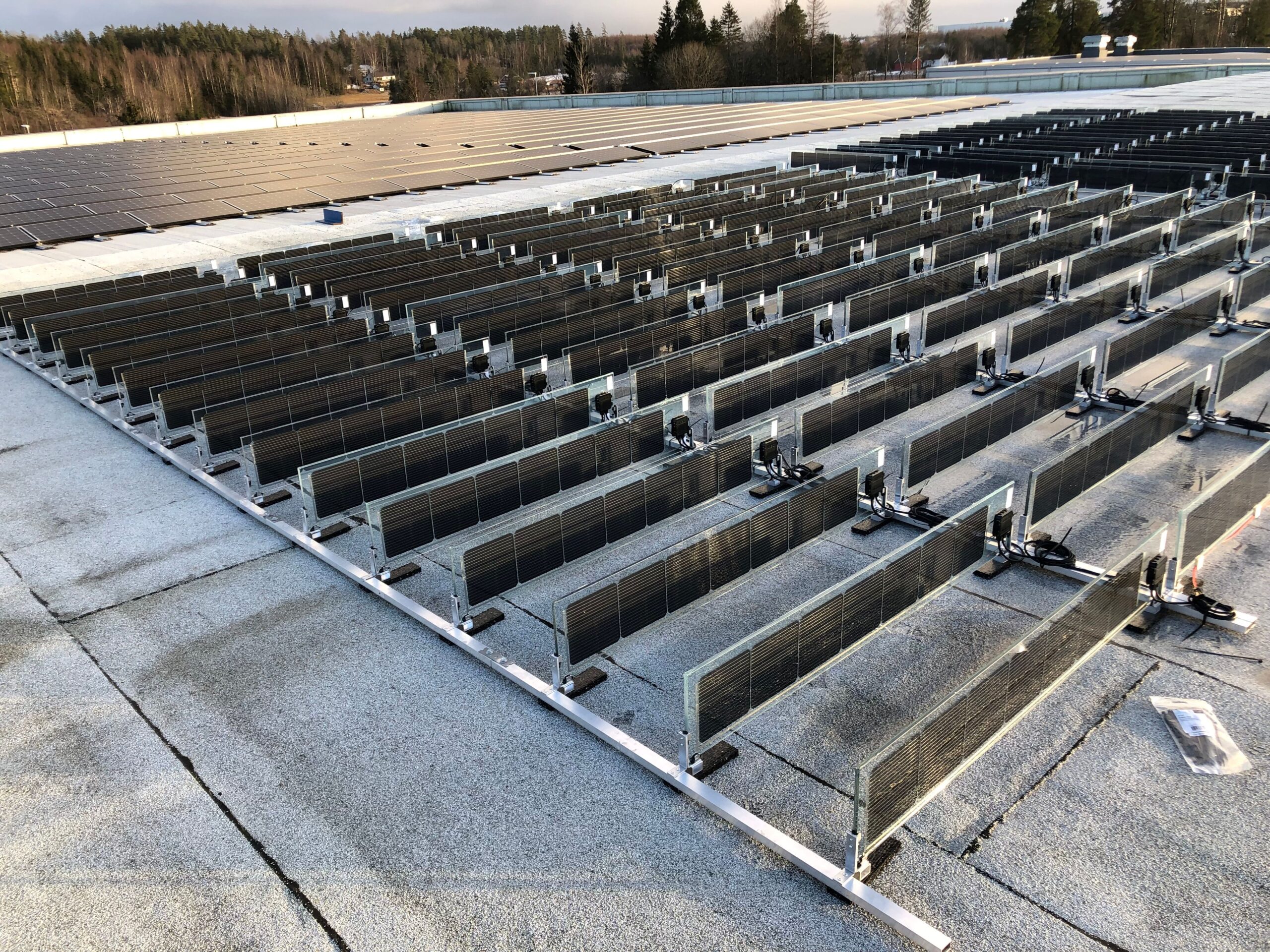 CFD tests show wind resistance in vertical rooftop PV systems – pv ...