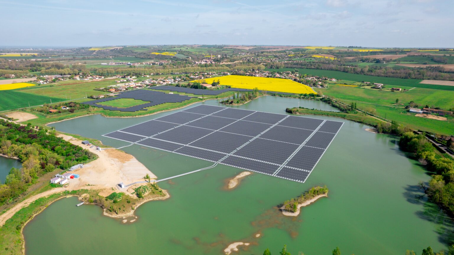 Akuo finalizes floating solar project in France – pv magazine International