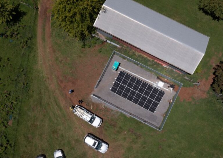 Australian grid operator tests 17 standalone systems with PV, batteries ...
