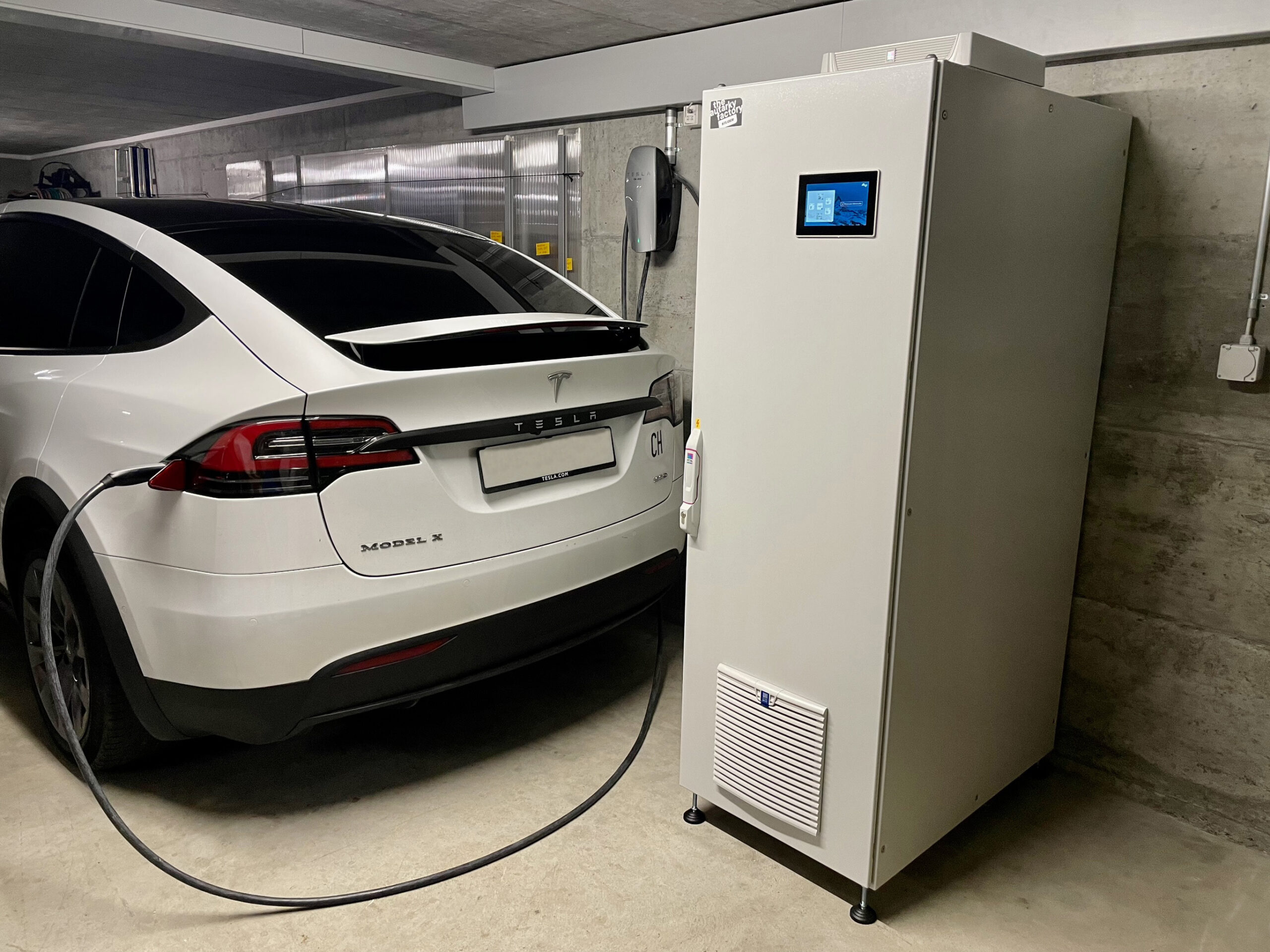 Studer unveils 3-phase distribution cabinet for solar-plus-storage – pv ...