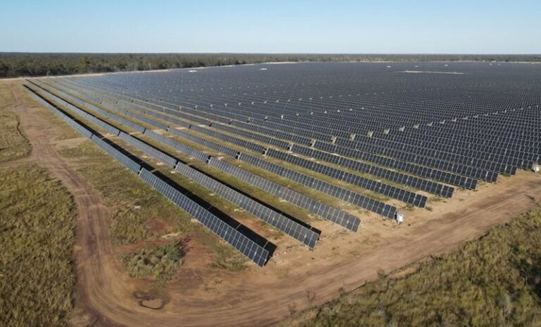 Australia’s biggest solar farm to supply power to supermarket chain ...