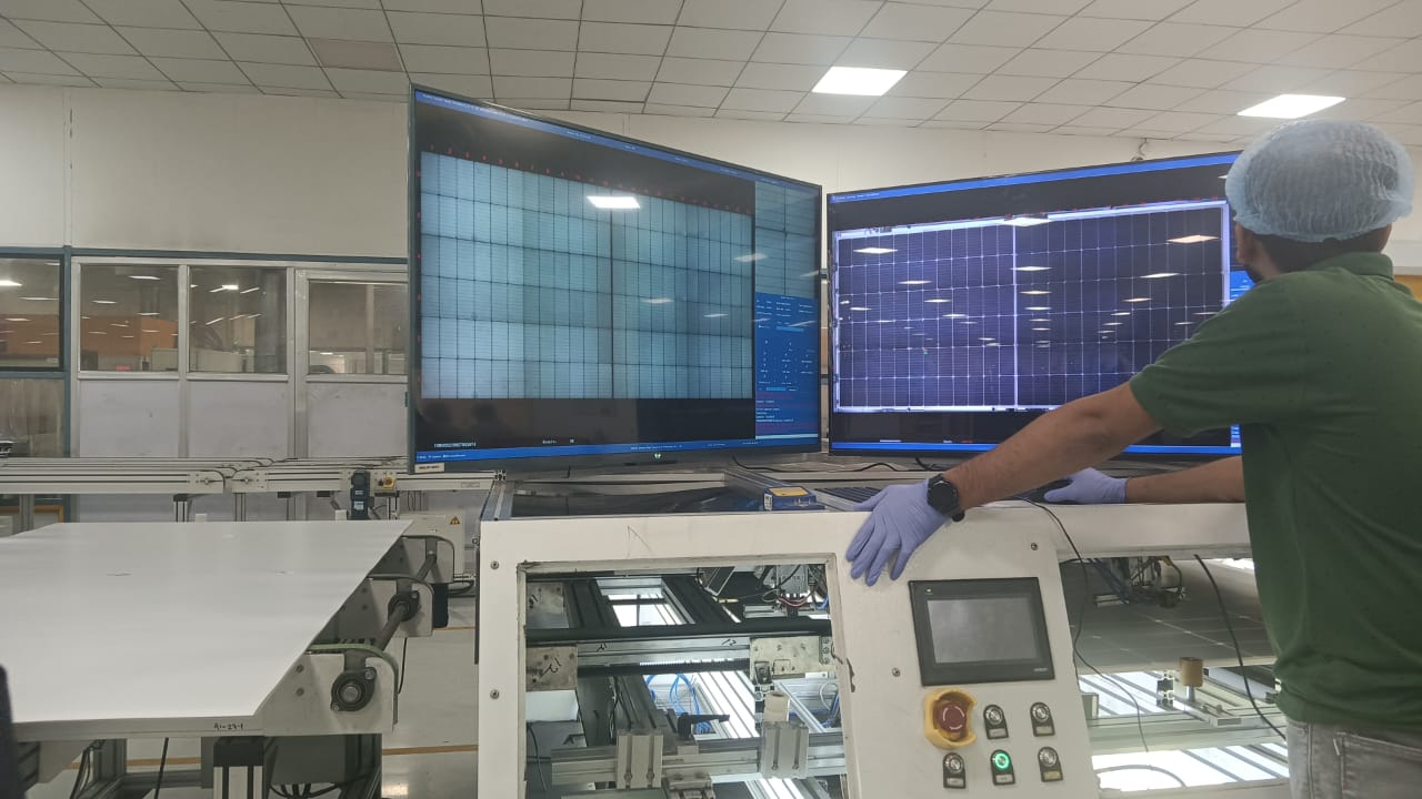 India’s PV module production capacity hits 64.5 GW, cell output reaches ...
