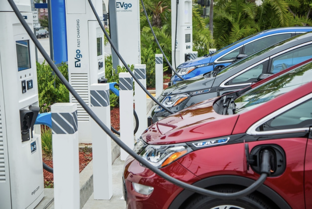 Strategies for charging EVs with solar, boosting demand for solar power ...