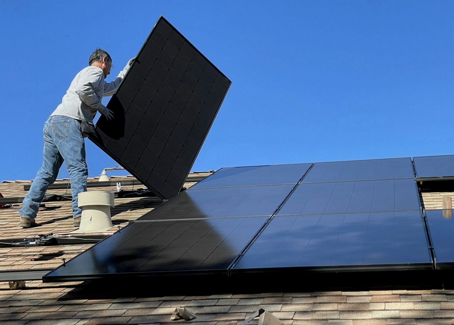 What homeowners need to know as US solar panel tax credits end – pv ...