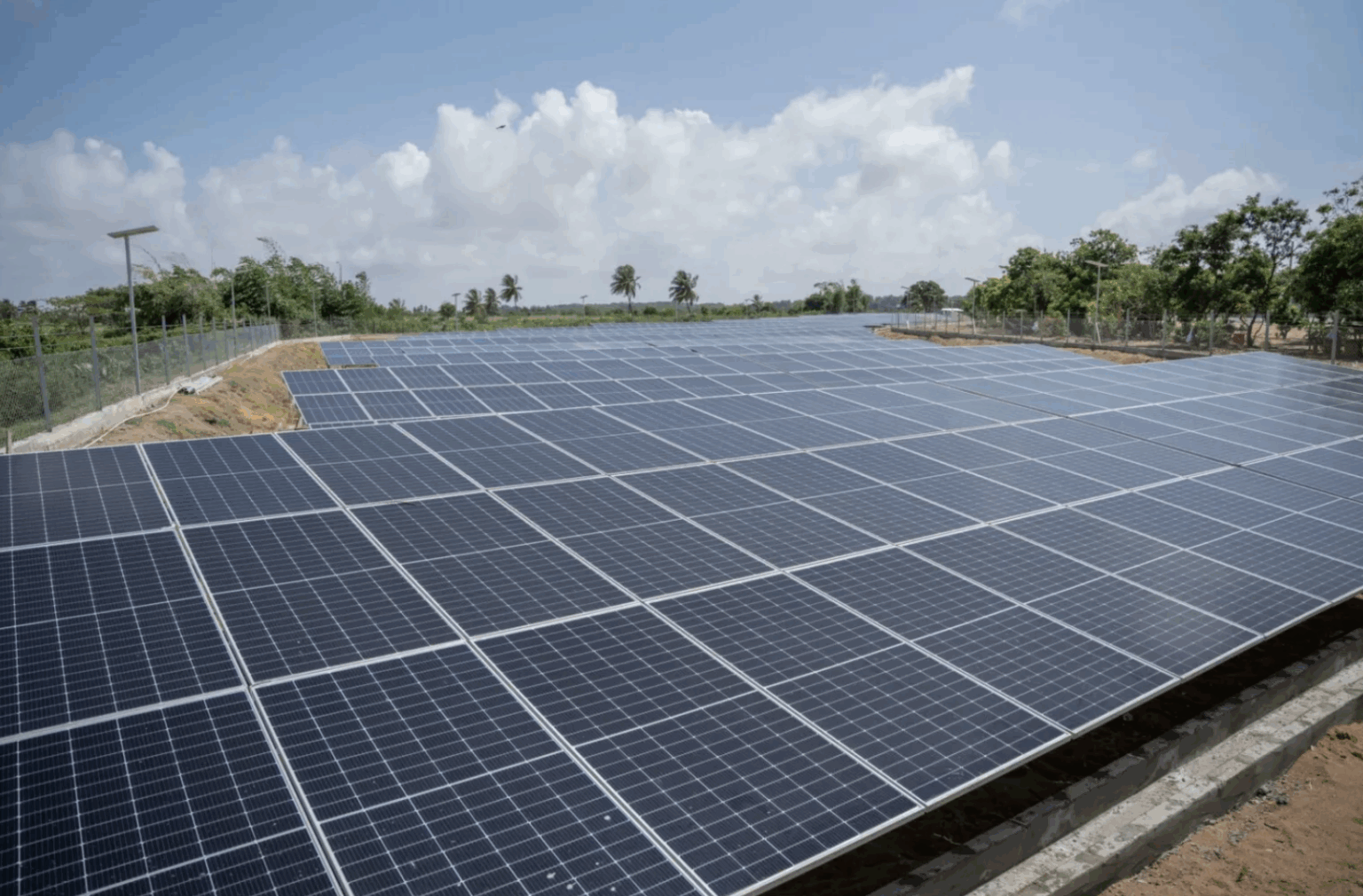 Guyana commissions 0.6 MW solar farm on island – pv magazine International