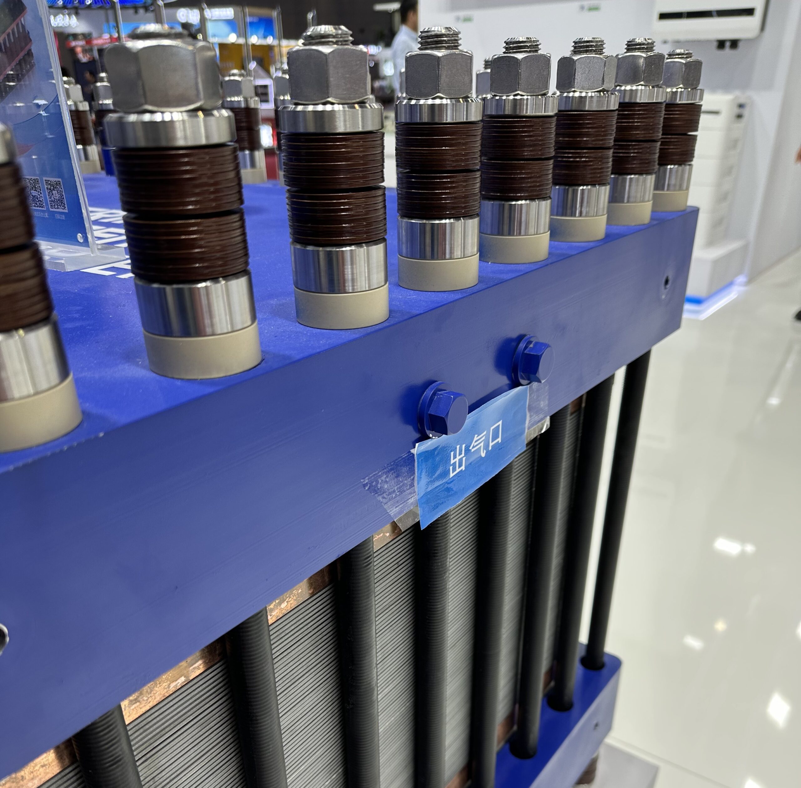 Hydrogen faces ‘year of reckoning’ in 2026, says Wood Mackenzie - pv ...