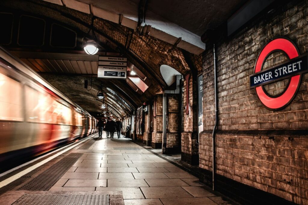 London Underground inks private-wire solar deal with SSE Energy ...