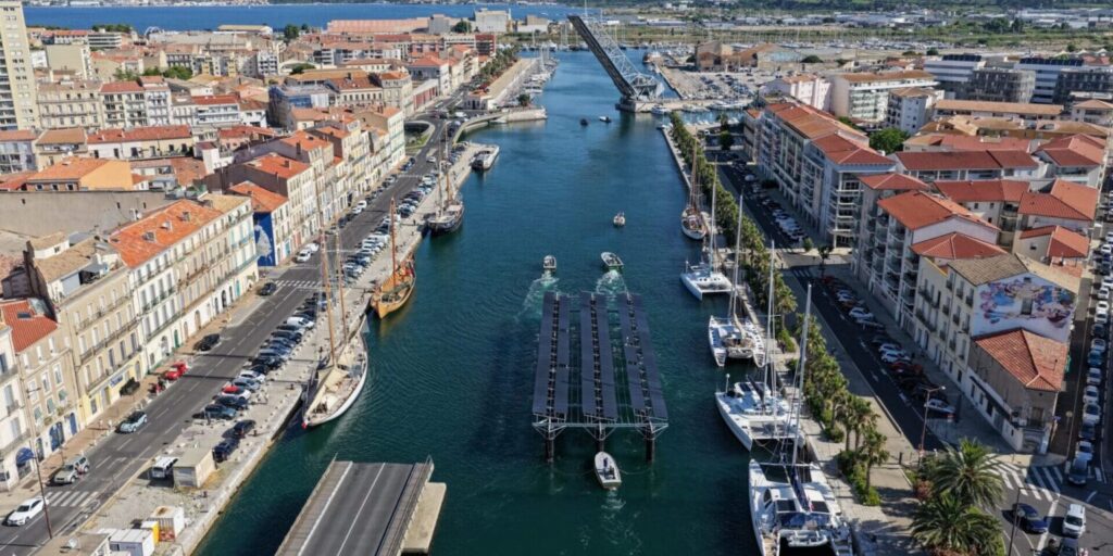Solar-powered floating shellfish farming tested in French lagoon - pv ...